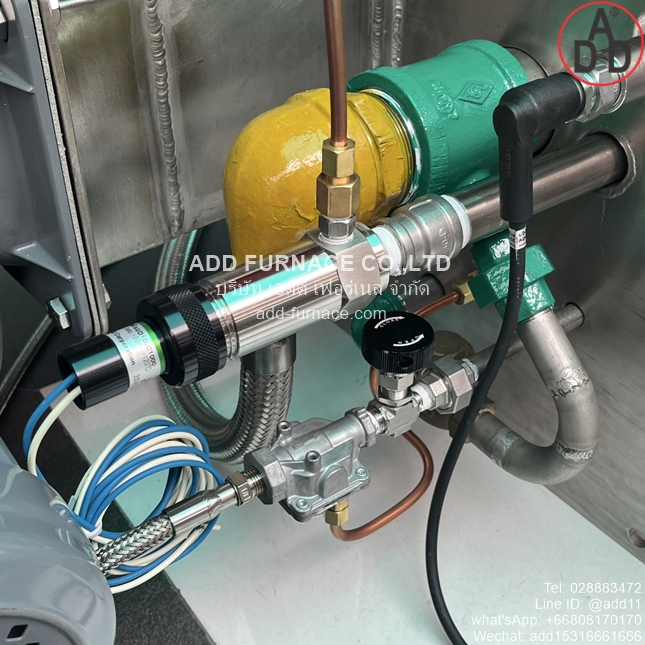 Temperature control cabinet with automatic ignition system and hot air ...